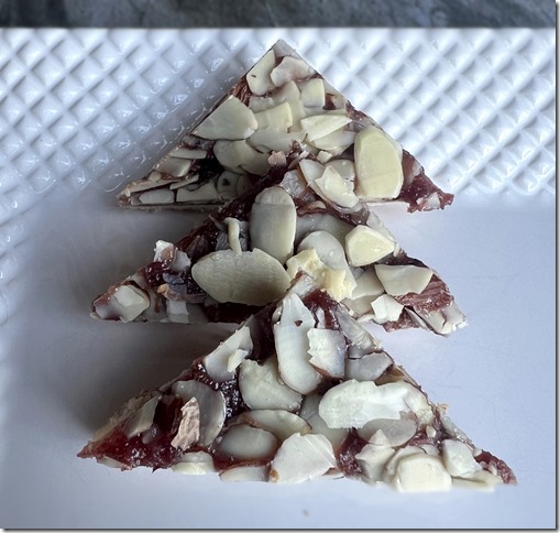 Twelve Days of Christmas Cookies: Raspberry Almond Triangles | No Empty ...